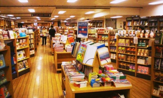 World’s Largest Floating Library Docks at Egypt - ME Printer